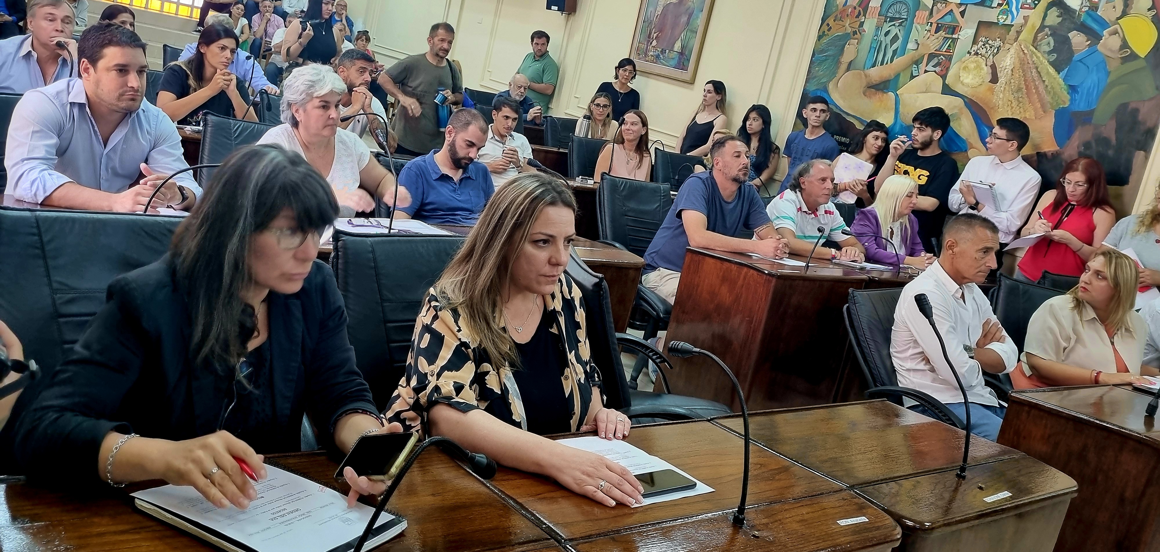 Lanús Hoy - Con rechazo PRO y de LLA, el oficialismo aprobó cambiar ...